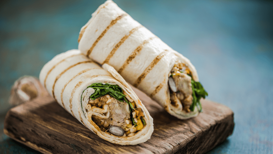 Fertig-Wraps im Check: Viel Teig, wenig Füllung - food-monitor